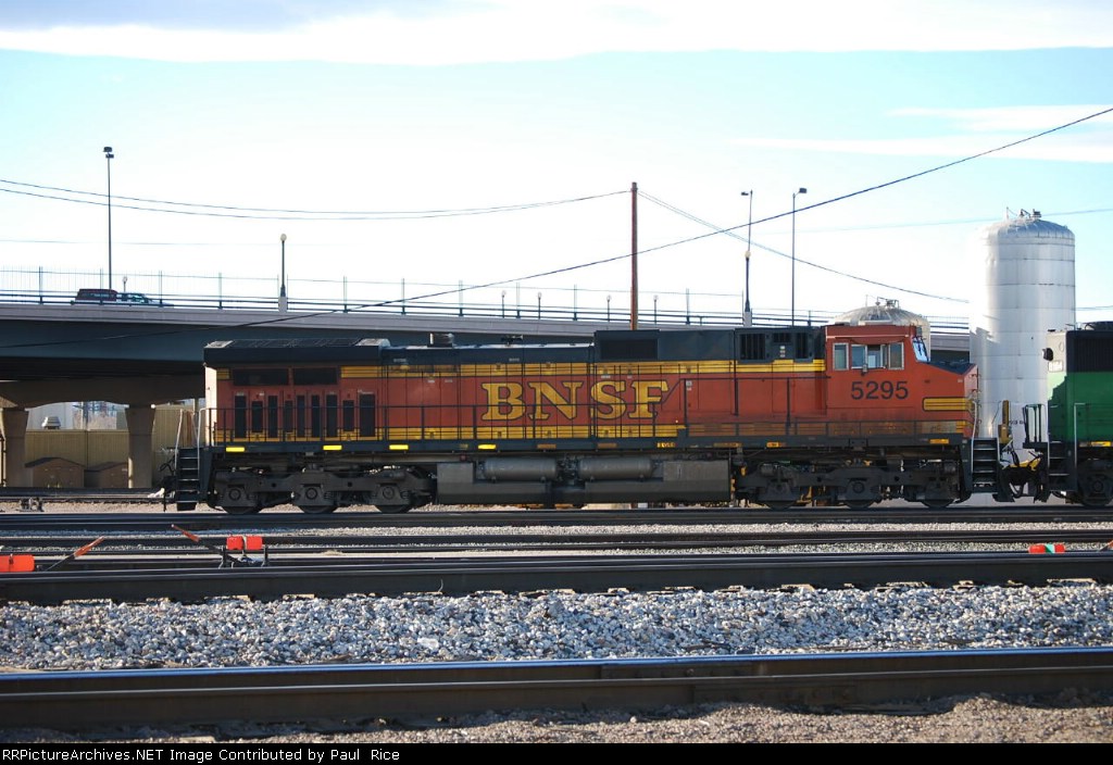 BNSF 5295